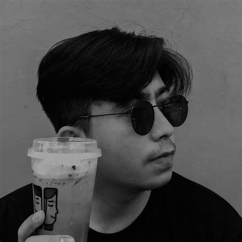 Kirun Rifkyseleman • Threads Say More