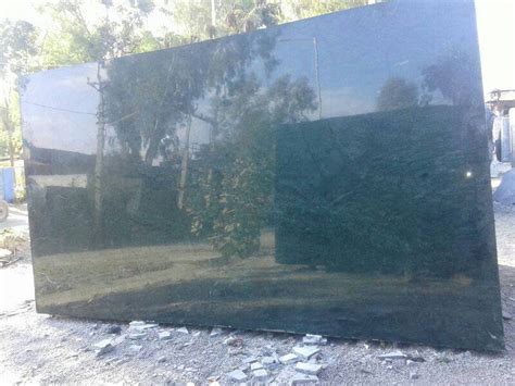 Indian Black Granite Slabs