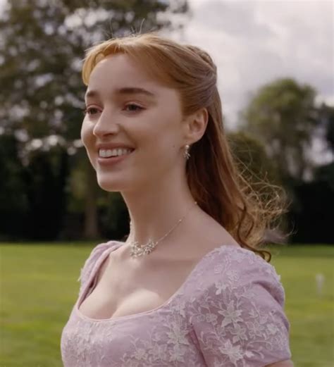 Ranking Daphnes Costumes From Bridgerton Season 2 The Hunch