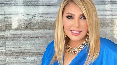 بالفيديو نادية الجندي تكشف سرّ رشاقتها وموقفها من عمليات التجميل Laha Magazine