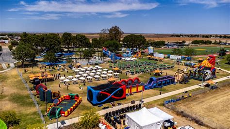 Lost Hills Company Picnic Planning With Catering Rides Inflatables