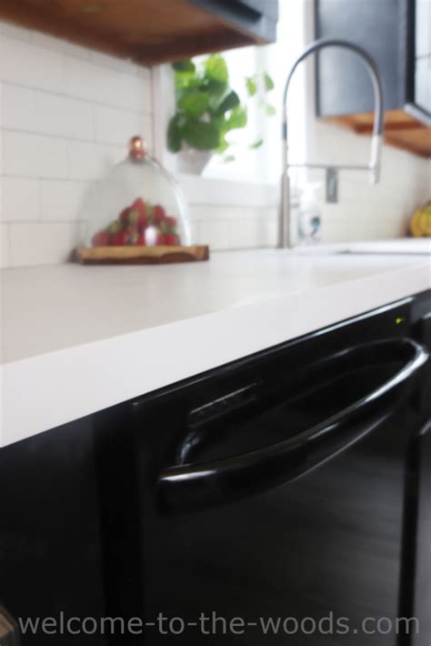 Solid Surface Countertop Fabrication