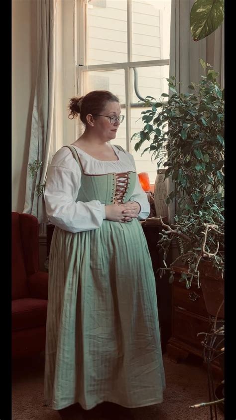 Just Finished Sewing This 1790s Working Woman Outfit Rhistorybounding