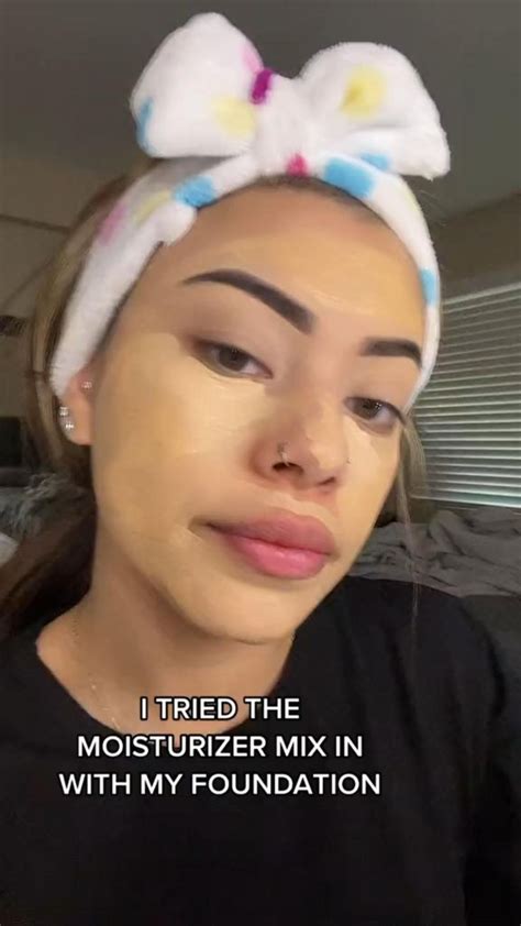 Moisturizer W Foundation Hack Cadrianaxandrade Makeuptips