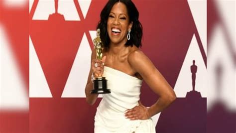 Oscars 2019 Regina King Wins Best Supporting Actress For Barry Jenkins