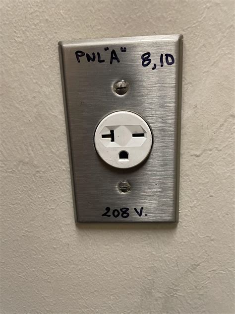 Can I Plug A 220v Into 240v At Laurie Hamlett Blog