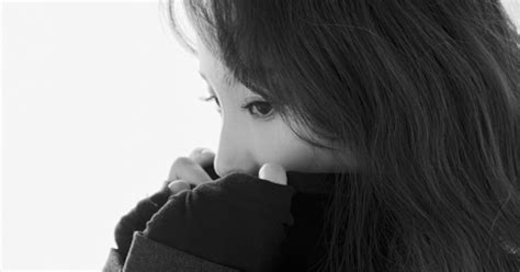 안혜경 결혼 할 사람만 있으면 언제든 할 것 화보