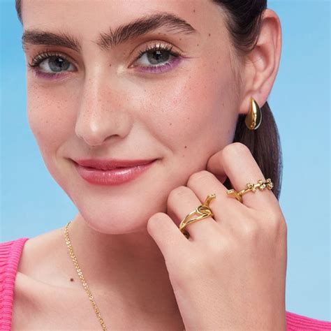 Set De Aretes Dorados Para Mujer Earcuff Goldy Cyzone Cyzone Ecuador