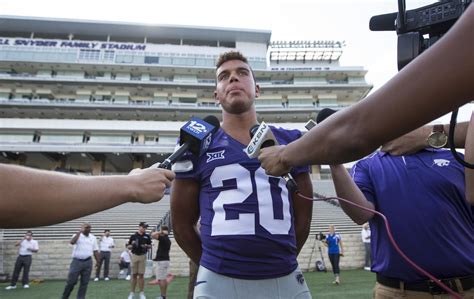 K States Denzel Goolsby Taking An Unorthodox Path To Become A Household Name