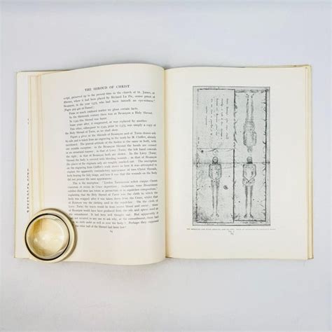 The Shroud Of Christ Paul Vignon 1970 Illustrated Holy Shroud Cathedral