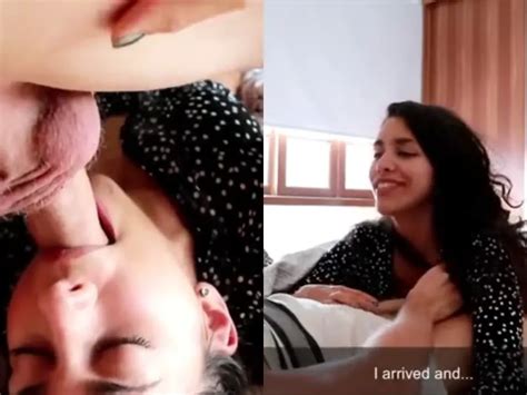 Namorada Safada Empinando O Rabo Gostoso E Gemendo Enquanto Leva Rola