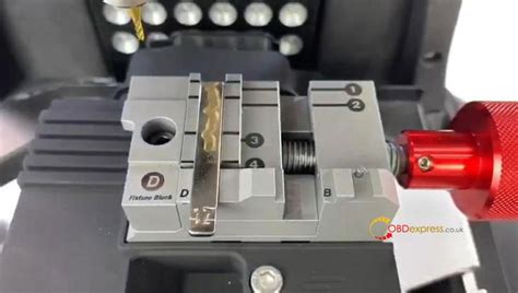 2m2 Tank 2 Pro Cnc Duplicate Bmw Hu100r Key By Bitting