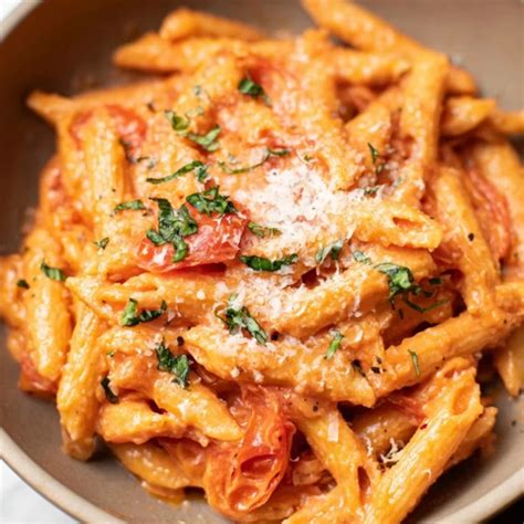 Creamy Tomato Pasta Quick And Delicious Comfort Food Yummy Temple