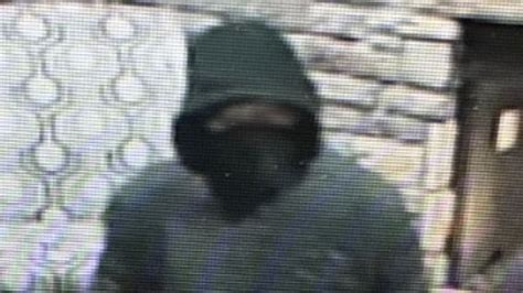 Enid Police Seek Publics Help In Identifying Hampton Inn Armed Robbery