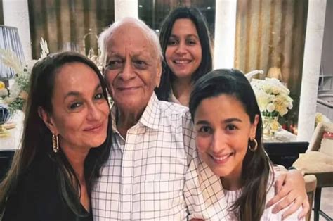 Alia Bhatt Skips Iifa As Grandfather Narendra Razdan Is Critical