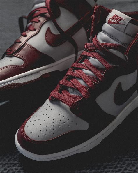 Nike Dunk High Dark Beetroot Bordeaux