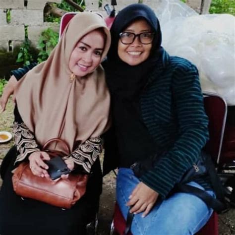 8 Potret Terbaru Maryati Tohir Munaroh Yang Disebut Makin Tua Tambah Cantik Momen Bareng