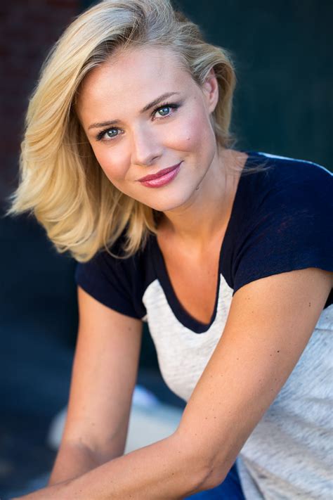 Tamara Knausz Gallery