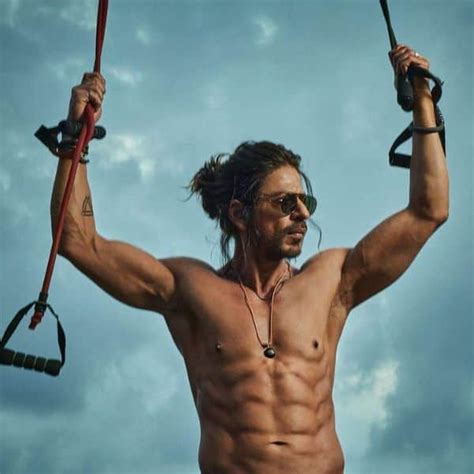 Pathaan Cast Remuneration Shah Rukh Khan Charges Rs 100 Crore Know