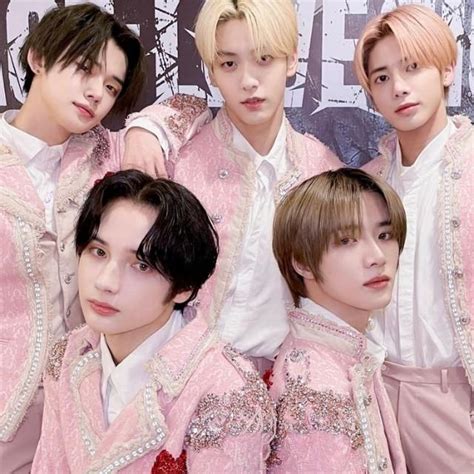 Moa Zone Певцы Знаменитые парни Смешные знаменитости