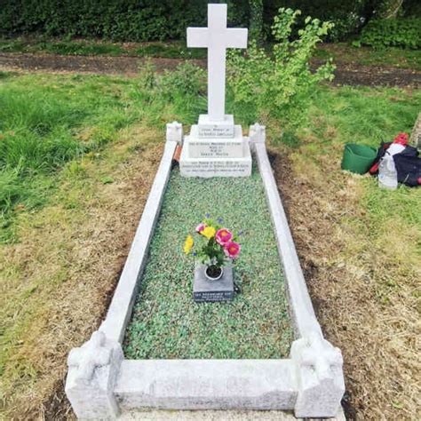 Kc Forever Flowers Grave Tending Grave Tending Cleaning And Re