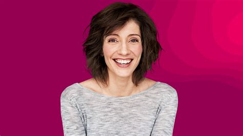 La Fille De Marilyse Bourke Découvre Ses Cadeaux De Noël — Rythme 105 7