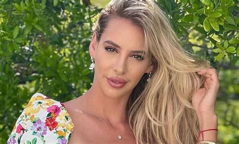 Bri Teresi Biodata Profil Fakta Umur Agama Pacar Karier