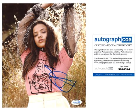 Sarah Jeffrey Sexy Descendants Signed Autograph 8x10 Photo Acoa