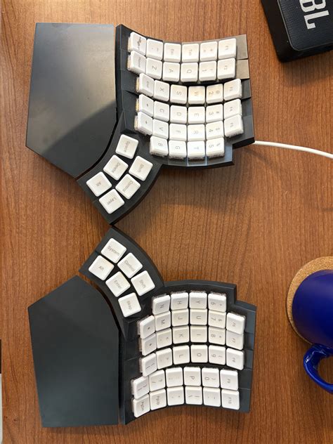Cherry Blossom Moergo Glove80 Glove 80 Split Keyboard Computers And Tech