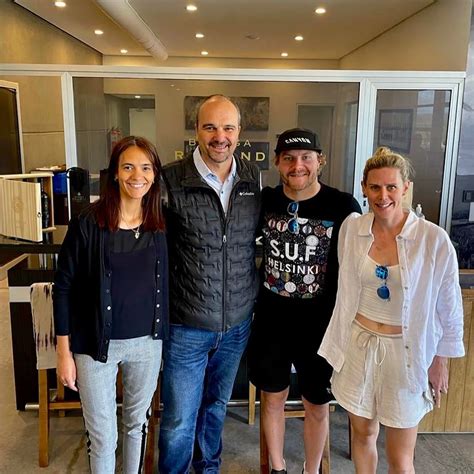 El álbum De Fotos De Las Vacaciones De Una Estrella De La Fórmula 1 En