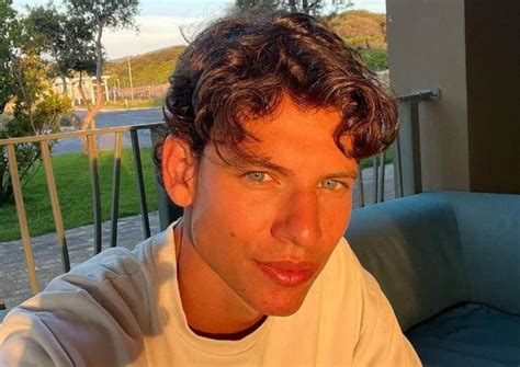 Pillole Gossip Maria Fermata Da Piersilvio Ilary Sostituita Da Lei A Lisola Il Figlio