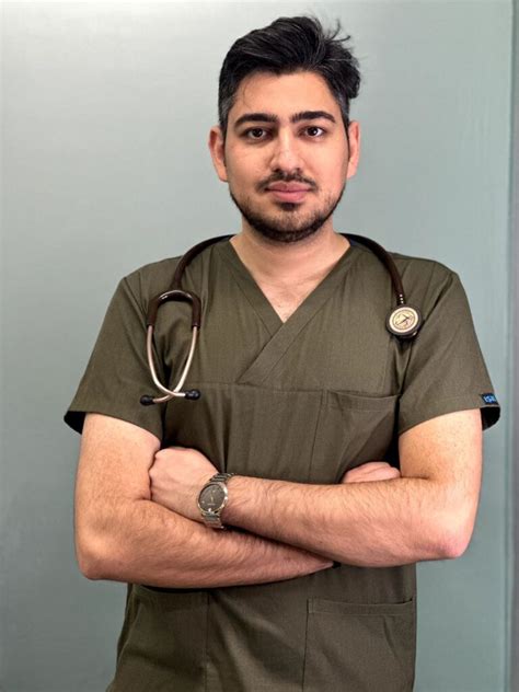 دکتر علیرضا محمدی کلینیک زیبایی