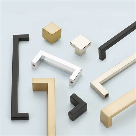 Modern Cabinet Hardware Collection 1 1 4 Hunter Square Knob In Oil