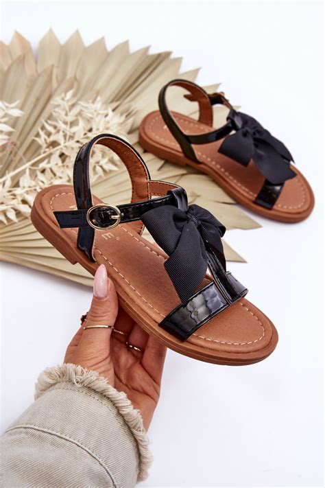 Dziecięce Lakierowane Sandałki Z Kokardą Czarne Netina