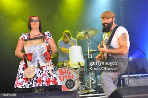 Washboard Breezy Peyton Photos And Premium High Res Pictures Getty Images