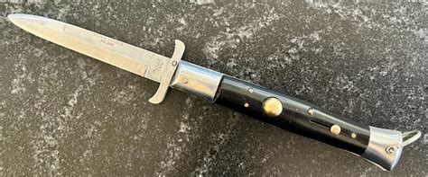 Rizzuto Estileto Milano Mustach Swing Guard Switchblade Knife Used