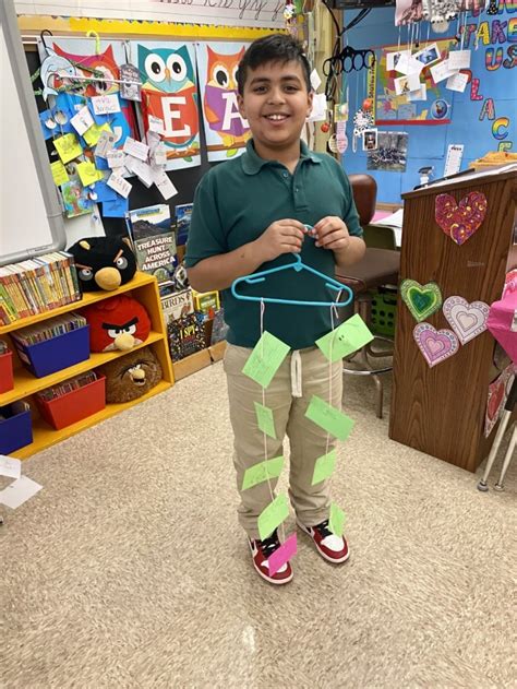 Student Project 4th Grade Book Mobile Reading Year 2022 2023