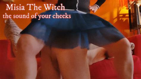 The Sound Of Your Cheeks Adoro Il Suono Delle Tue Chiappe Lady Witch B Fetish Factory