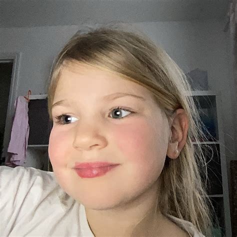 Olivia Tyler Youtube