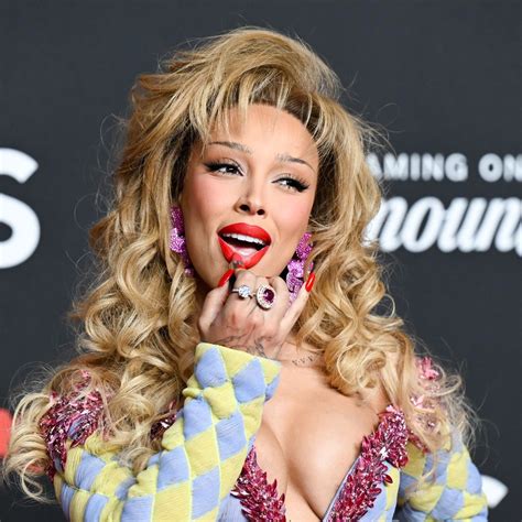 Does Toothpaste Make Your Boobs Grow Can Toothpaste Give You Bigger Breasts Marie Claire