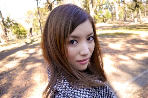 Asian Sirens · Yuria Ashina 芦名ユリア