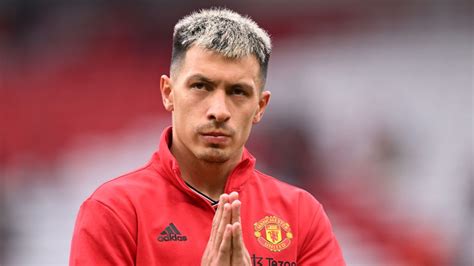 Man Utd Lisandro Martinez Slammed By Club Legend For Role In Brighton Defeat Football Metro