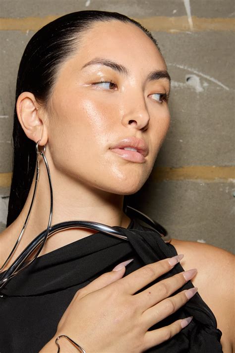 Karoline Vitto Spring 2025 Fashion Show Backstage The Impression