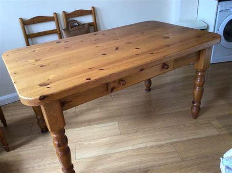 Freelywheely Pine Kitchen Table