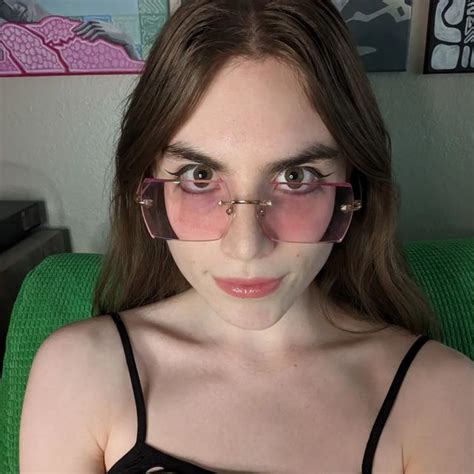 Nayomo Onlyfans Free Trial Profile Earnings Stats Socials