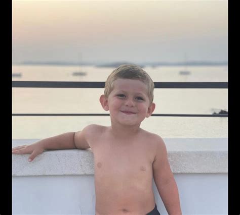 Photo Martin Hernandez Fils Damelia Lorente Et De Lucas Hernandez Purepeople