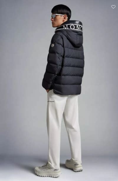 명품 패딩 계급도몽클레어 나이젤카본 무스너클 스톤아일랜드 등 Top10 네이버 블로그