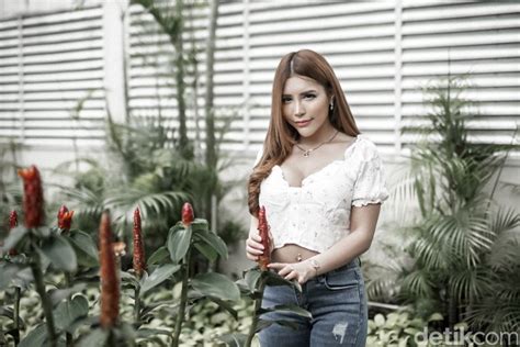 Vivi Jovita Si Pemersatu Bangsa