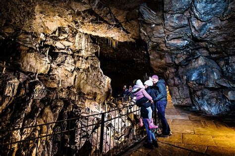 Pooles Cavern Visit Buxton