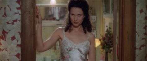 Nude Video Celebs Andie Macdowell Sexy Multiplicity 1996